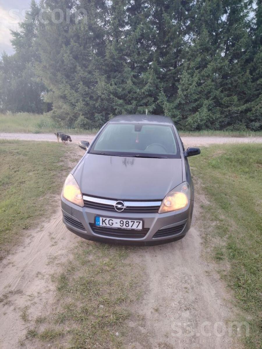 Pelēks Opel Astra 2005 Limbaži, ar dzinēja tilpumu 1.90 L un nobraukumu 266 tūkst. km par 1200 €, foto 1 vietnē AUTOMOTO.COM.LV