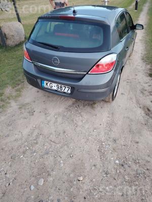 Pelēks Opel Astra 2005 Limbaži, ar dzinēja tilpumu 1.90 L un nobraukumu 266 tūkst. km par 1200 €, foto 4 vietnē AUTOMOTO.COM.LV