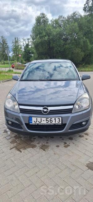 Pelēks Opel Astra 2005 Jēkabpils, ar dzinēja tilpumu 1.60 L un nobraukumu 290 tūkst. km par 1230 €, foto 1 vietnē AUTOMOTO.COM.LV