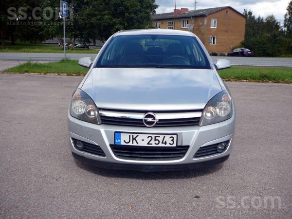 Pelēks Opel Astra 2005 Cēsis, ar dzinēja tilpumu 1.70 L un nobraukumu 309 tūkst. km par 1250 €, foto 5 vietnē AUTOMOTO.COM.LV