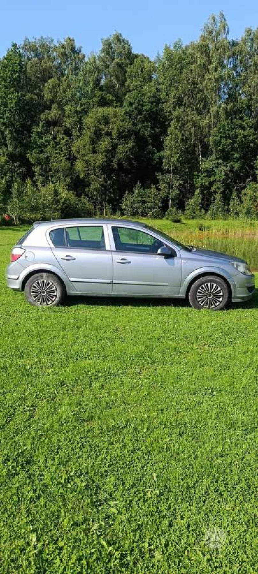 Grey Opel Astra 2005 in Kaunas, with an engine capacity of 1.60 L and mileage of 17 thousand km for 1000 €, photo 8 on AUTOMOTO.COM.LV