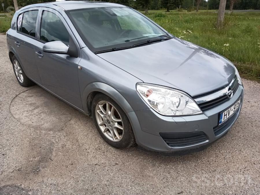 Pelēks Opel Astra 2005 Ogre, ar dzinēja tilpumu 1.90 L un nobraukumu 308 tūkst. km par 750 €, foto 1 vietnē AUTOMOTO.COM.LV