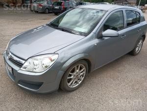 Pelēks Opel Astra 2005 Ogre, ar dzinēja tilpumu 1.90 L un nobraukumu 308 tūkst. km par 750 €, foto 3 vietnē AUTOMOTO.COM.LV