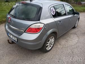 Pelēks Opel Astra 2005 Ogre, ar dzinēja tilpumu 1.90 L un nobraukumu 308 tūkst. km par 750 €, foto 5 vietnē AUTOMOTO.COM.LV