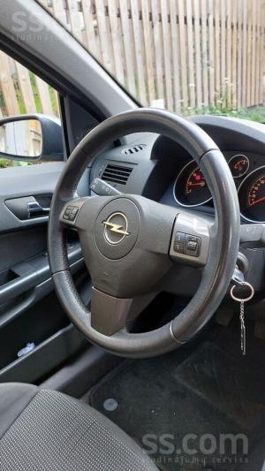 Pelēks Opel Astra 2006 Cēsis, ar dzinēja tilpumu 1.80 L un nobraukumu 272 tūkst. km par 4400 €, foto 7 vietnē AUTOMOTO.COM.LV