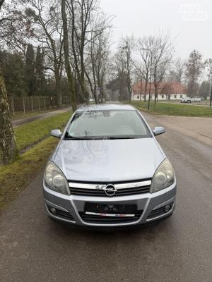 Pelēks Opel Astra 2006 Kauņa, ar dzinēja tilpumu 1.90 L un nobraukumu 245 tūkst. km par 770 €, foto 5 vietnē AUTOMOTO.COM.LV