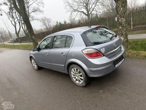 Pelēks Opel Astra 2006 Kauņa, ar dzinēja tilpumu 1.90 L un nobraukumu 245 tūkst. km par 770 €, foto 8 vietnē AUTOMOTO.COM.LV