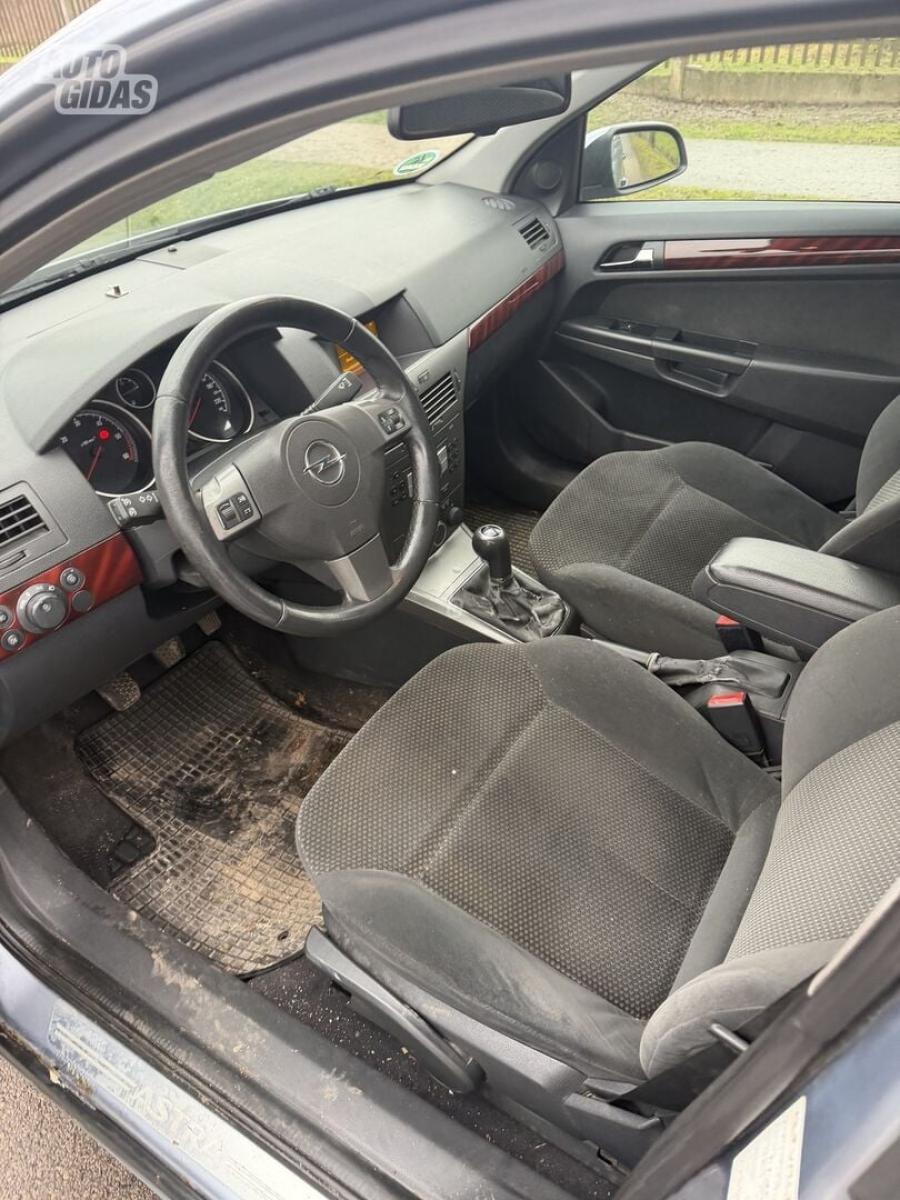 Pelēks Opel Astra 2006 Kauņa, ar dzinēja tilpumu 1.90 L un nobraukumu 245 tūkst. km par 770 €, foto 16 vietnē AUTOMOTO.COM.LV