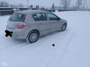Pelēks Opel Astra 2006 Viļņa, ar dzinēja tilpumu 1.70 L un nobraukumu 258 tūkst. km par 780 €, foto 3 vietnē AUTOMOTO.COM.LV