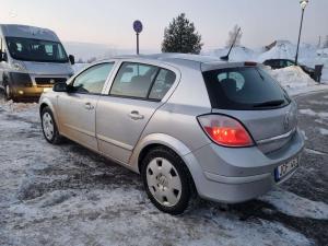 Grey Opel Astra 2006 in Vilnius, with an engine capacity of 1.80 L and mileage of 183 thousand km for 1400 €, photo 8 on AUTOMOTO.COM.LV