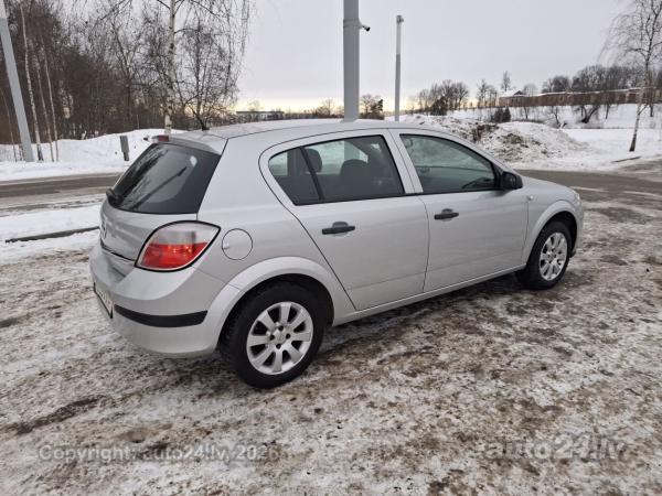 Pelēks Opel Astra 2006 Tartu, ar dzinēja tilpumu 1.40 L un nobraukumu 199 tūkst. km par 2000 €, foto 6 vietnē AUTOMOTO.COM.LV