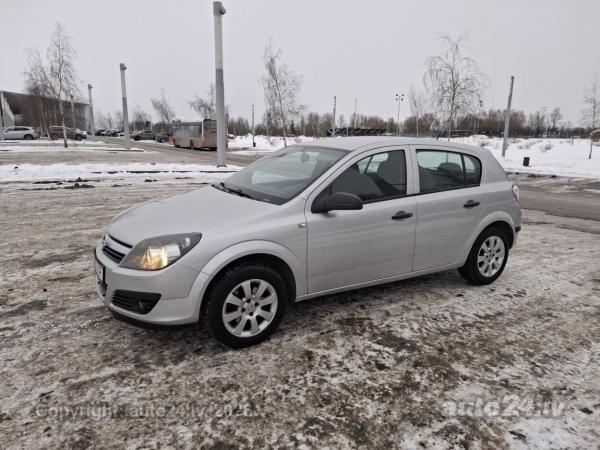 Pelēks Opel Astra 2006 Tartu, ar dzinēja tilpumu 1.40 L un nobraukumu 199 tūkst. km par 2000 €, foto 7 vietnē AUTOMOTO.COM.LV