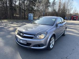 Grey Opel Astra 2006 in Vilnius, with an engine capacity of 1.90 L and mileage of 350 thousand km for 650 €, photo 3 on AUTOMOTO.COM.LV