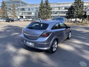 Grey Opel Astra 2006 in Vilnius, with an engine capacity of 1.90 L and mileage of 350 thousand km for 650 €, photo 5 on AUTOMOTO.COM.LV