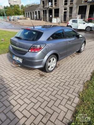 Grey Opel Astra 2006 in Vilnius, with an engine capacity of 1.90 L and mileage of 246 thousand km for 700 €, photo 5 on AUTOMOTO.COM.LV