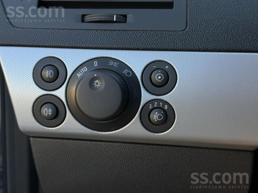 Pelēks Opel Astra 2006 Jūrmala, ar dzinēja tilpumu 1.90 L un nobraukumu 0 tūkst. km par 890 €, foto 16 vietnē AUTOMOTO.COM.LV