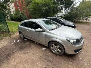 Pelēks Opel Astra 2006 Viļņa, ar dzinēja tilpumu 1.91 L un nobraukumu 273 tūkst. km par 1300 €, foto 3 vietnē AUTOMOTO.COM.LV