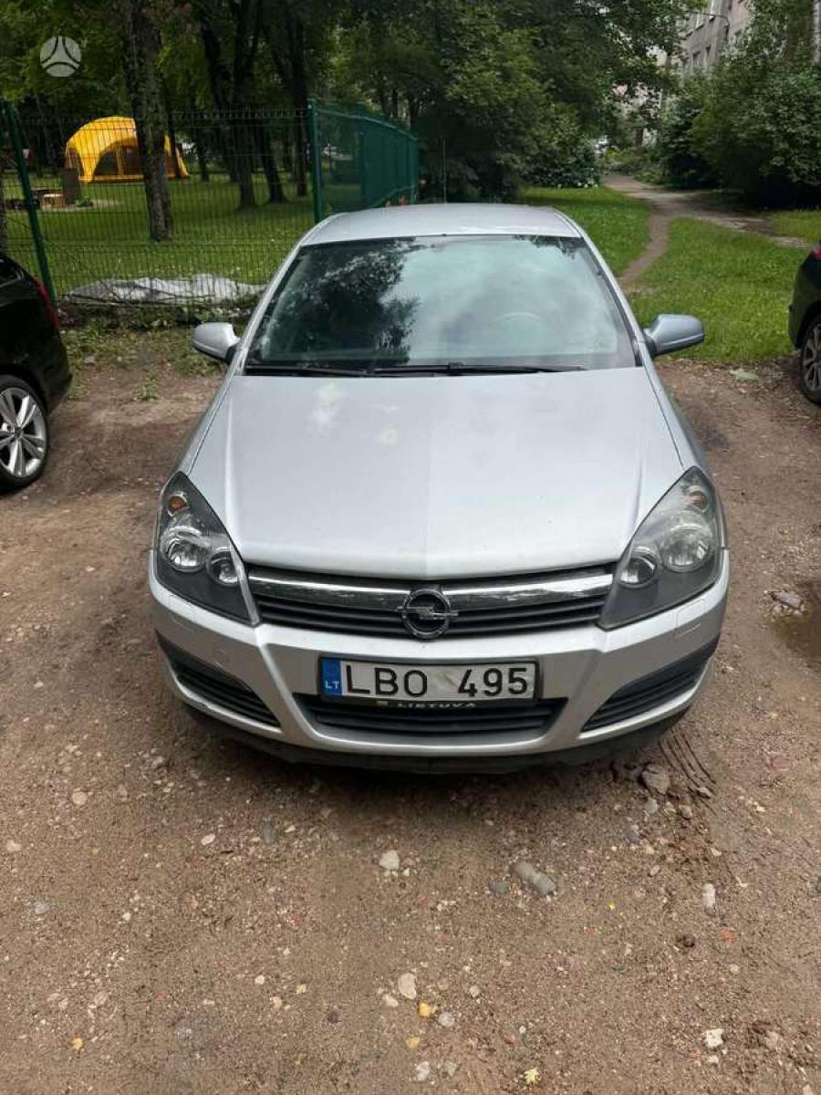 Pelēks Opel Astra 2006 Viļņa, ar dzinēja tilpumu 1.91 L un nobraukumu 273 tūkst. km par 1300 €, foto 5 vietnē AUTOMOTO.COM.LV