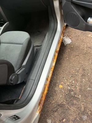 Pelēks Opel Astra 2006 Viļņa, ar dzinēja tilpumu 1.91 L un nobraukumu 273 tūkst. km par 1300 €, foto 20 vietnē AUTOMOTO.COM.LV