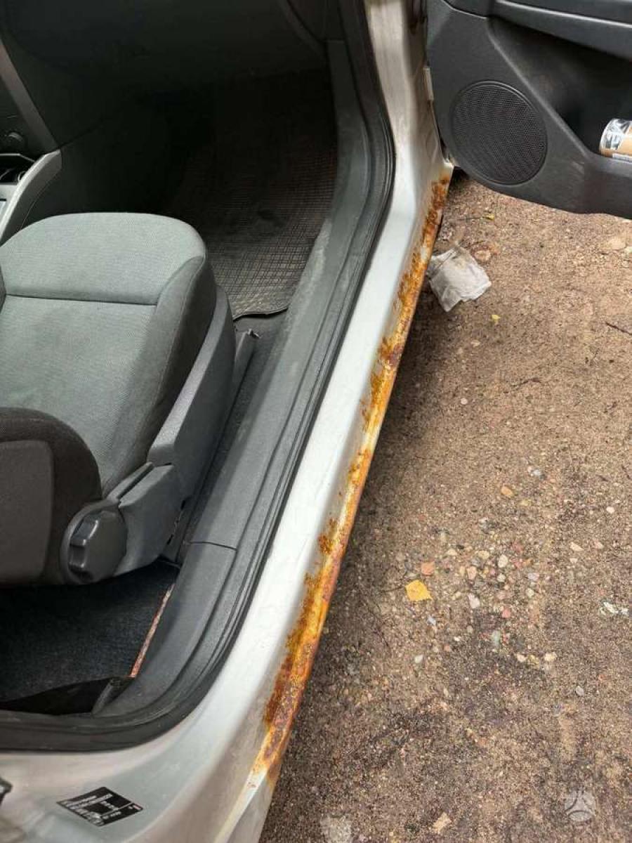 Pelēks Opel Astra 2006 Viļņa, ar dzinēja tilpumu 1.91 L un nobraukumu 273 tūkst. km par 1300 €, foto 20 vietnē AUTOMOTO.COM.LV