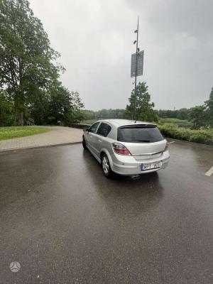 Pelēks Opel Astra 2006 Plungė, ar dzinēja tilpumu 1.80 L un nobraukumu 210 tūkst. km par 1100 €, foto 9 vietnē AUTOMOTO.COM.LV