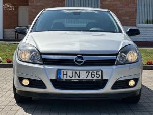 Grey Opel Astra 2006 in Vilnius, with an engine capacity of 1.80 L and mileage of 164 thousand km for 1950 €, photo 5 on AUTOMOTO.COM.LV