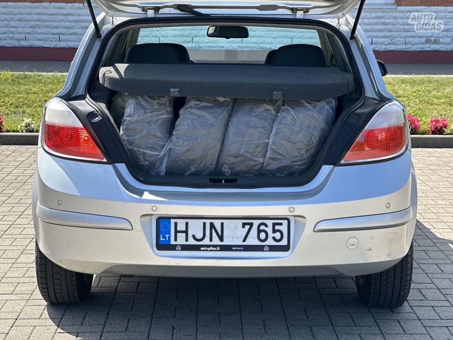 Grey Opel Astra 2006 in Vilnius, with an engine capacity of 1.80 L and mileage of 164 thousand km for 1950 €, photo 23 on AUTOMOTO.COM.LV
