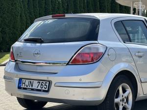 Grey Opel Astra 2006 in Vilnius, with an engine capacity of 1.80 L and mileage of 164 thousand km for 1950 €, photo 25 on AUTOMOTO.COM.LV
