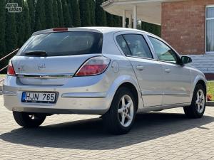 Grey Opel Astra 2006 in Vilnius, with an engine capacity of 1.80 L and mileage of 164 thousand km for 1950 €, photo 26 on AUTOMOTO.COM.LV