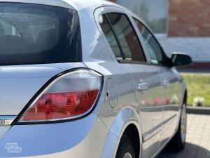 Grey Opel Astra 2006 in Vilnius, with an engine capacity of 1.80 L and mileage of 164 thousand km for 1950 €, photo 27 on AUTOMOTO.COM.LV