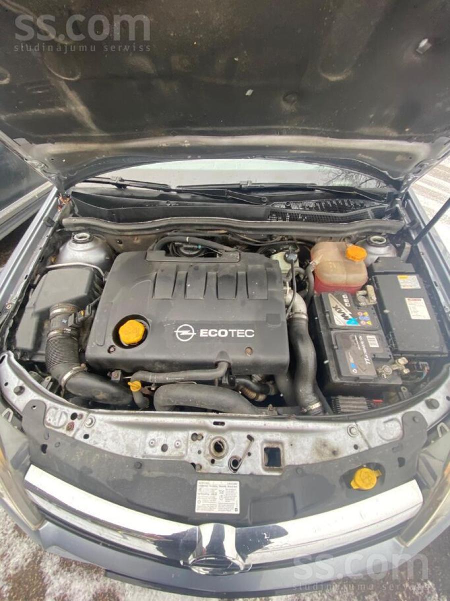 Grey Opel Astra 2006 in Limbazi, with an engine capacity of 1.90 L and mileage of 353 thousand km for 1000 €, photo 18 on AUTOMOTO.COM.LV