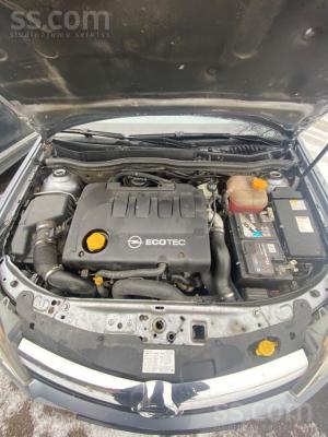 Grey Opel Astra 2006 in Limbazi, with an engine capacity of 1.90 L and mileage of 353 thousand km for 1000 €, photo 19 on AUTOMOTO.COM.LV