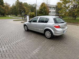 Grey Opel Astra 2006 in Vilnius, with an engine capacity of 1.90 L and mileage of 250 thousand km for 1250 €, photo 7 on AUTOMOTO.COM.LV
