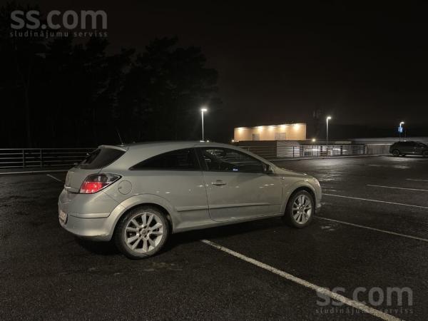 Grey Opel Astra 2007 in Riga, with an engine capacity of 1.80 L and mileage of 237 thousand km for 2000 €, photo 4 on AUTOMOTO.COM.LV