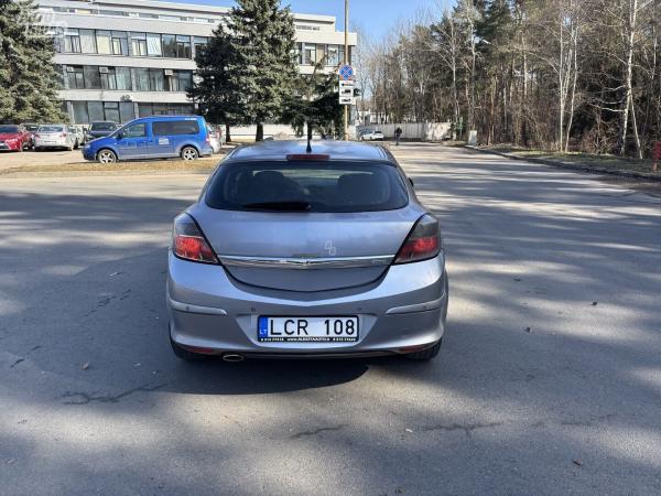 Pelēks Opel Astra 2007 Viļņa, ar dzinēja tilpumu 1.90 L un nobraukumu 350 tūkst. km par 680 €, foto 6 vietnē AUTOMOTO.COM.LV