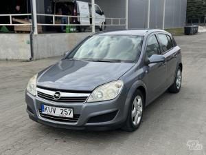 Grey Opel Astra 2007 in Vilnius, with an engine capacity of 1.70 L and mileage of 259 thousand km for 1450 €, photo  on AUTOMOTO.COM.LV