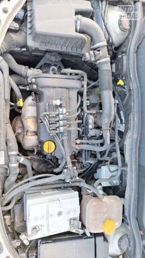 Grey Opel Astra 2007 in Panevezys, with an engine capacity of 1.40 L and mileage of 278 thousand km for 1200 €, photo 10 on AUTOMOTO.COM.LV