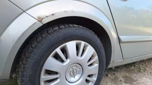 Grey Opel Astra 2007 in Panevezys, with an engine capacity of 1.40 L and mileage of 278 thousand km for 1200 €, photo 16 on AUTOMOTO.COM.LV