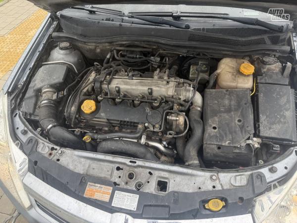 Grey Opel Astra 2007 in Kaunas, with an engine capacity of 1.90 L and mileage of 333 thousand km for 1350 €, photo 7 on AUTOMOTO.COM.LV