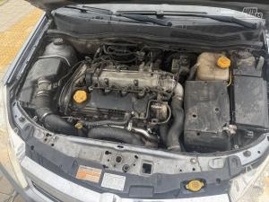 Grey Opel Astra 2007 in Kaunas, with an engine capacity of 1.90 L and mileage of 333 thousand km for 1350 €, photo 8 on AUTOMOTO.COM.LV