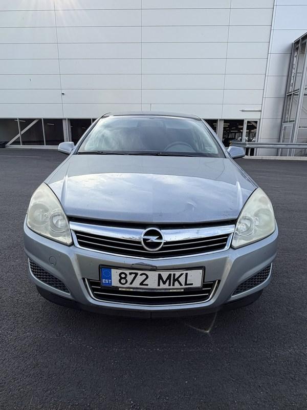 Pelēks Opel Astra 2007 Tallina, ar dzinēja tilpumu 1.40 L un nobraukumu 364 tūkst. km par 500 €, foto 8 vietnē AUTOMOTO.COM.LV