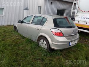 Pelēks Opel Astra 2007 Saldus, ar dzinēja tilpumu 1.30 L un nobraukumu 200 tūkst. km par 1790 €, foto 3 vietnē AUTOMOTO.COM.LV