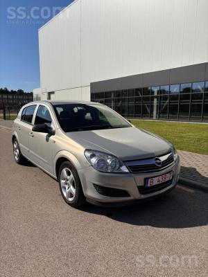 Pelēks Opel Astra 2007 Jēkabpils, ar dzinēja tilpumu 1.70 L un nobraukumu 245 tūkst. km par 3000 €, foto 9 vietnē AUTOMOTO.COM.LV