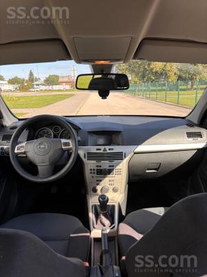 Pelēks Opel Astra 2007 Jēkabpils, ar dzinēja tilpumu 1.70 L un nobraukumu 245 tūkst. km par 3000 €, foto 11 vietnē AUTOMOTO.COM.LV