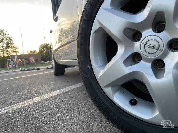 Pelēks Opel Astra 2007 Alīta, ar dzinēja tilpumu 1.30 L un nobraukumu 400 tūkst. km par 800 €, foto 10 vietnē AUTOMOTO.COM.LV
