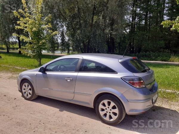 Pelēks Opel Astra 2008 Rīga, ar dzinēja tilpumu 1.60 L un nobraukumu 166 tūkst. km par 1900 €, foto 2 vietnē AUTOMOTO.COM.LV