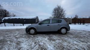 Grey Opel Astra 2008 in Riga, with an engine capacity of 1.40 L and mileage of 224 thousand km for 1850 €, photo 3 on AUTOMOTO.COM.LV