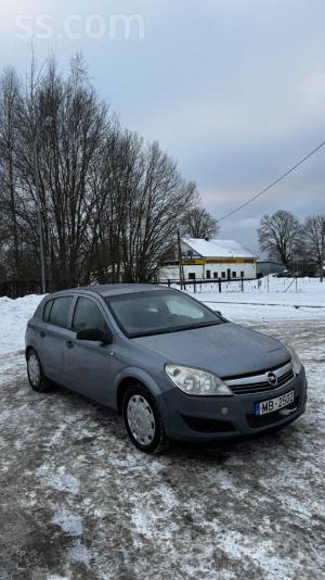 Grey Opel Astra 2008 in Riga, with an engine capacity of 1.40 L and mileage of 224 thousand km for 1850 €, photo 6 on AUTOMOTO.COM.LV