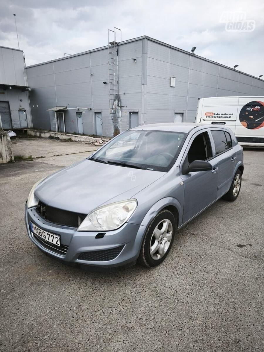Pelēks Opel Astra 2008 Kauņa, ar dzinēja tilpumu 1.60 L un nobraukumu 225 tūkst. km par 499 €, foto 3 vietnē AUTOMOTO.COM.LV
