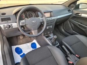Pelēks Opel Astra 2008 Kauņa, ar dzinēja tilpumu 1.90 L un nobraukumu 208 tūkst. km par 1990 €, foto 14 vietnē AUTOMOTO.COM.LV